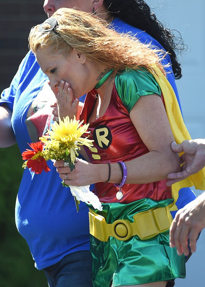 Jacob Hall Funeral Photos: A Heroic Send-Off for Boy Killed in ...